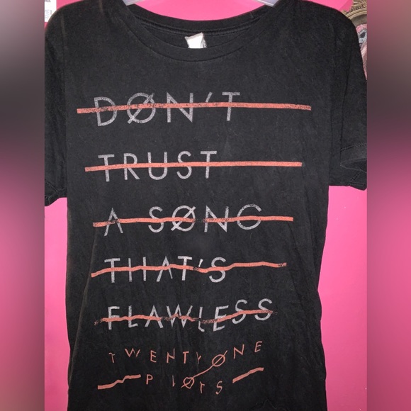 Hot Topic | Tops | Twenty One Pilots Lane Boy Hot Topic Tee | Poshmark